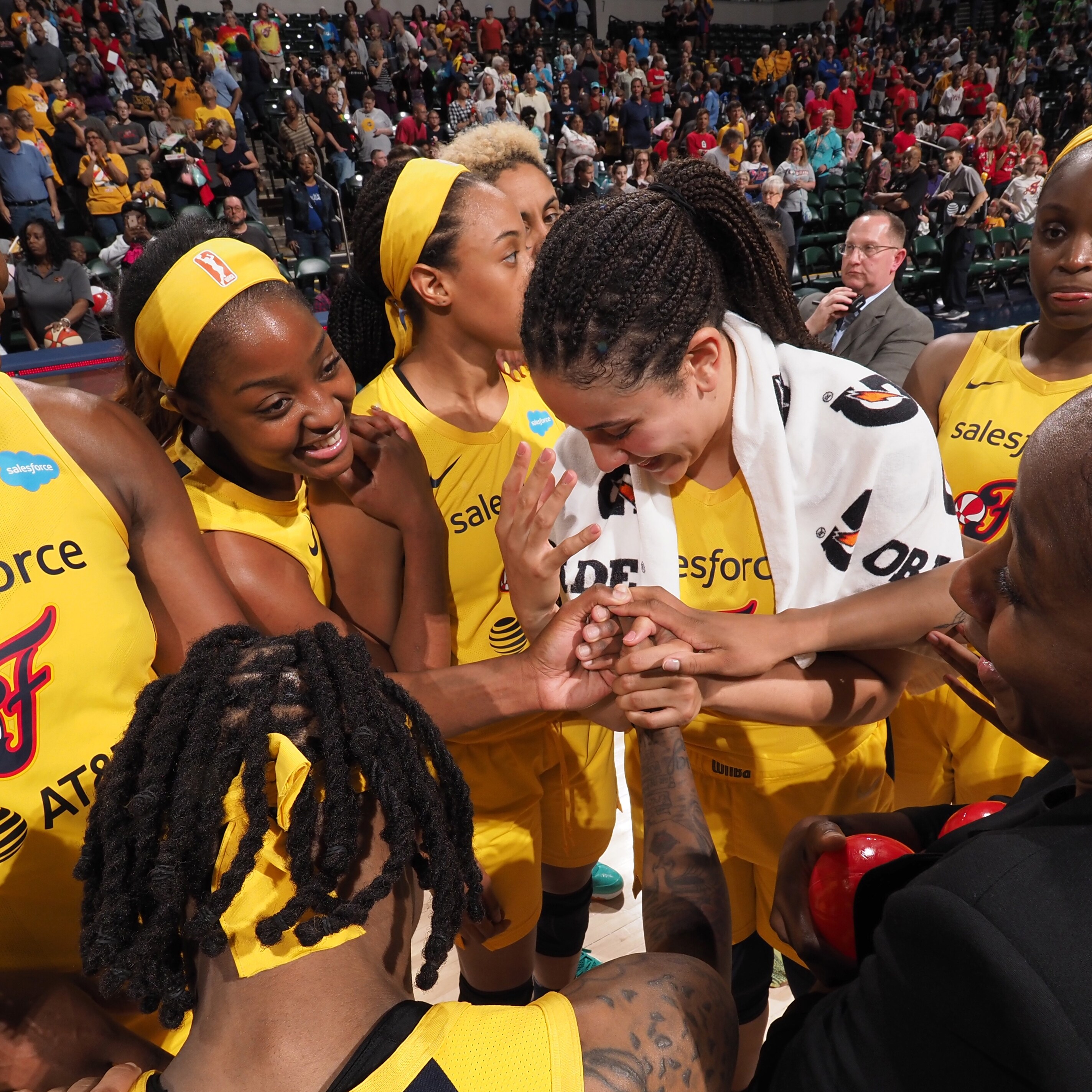 Stephanie Mavunga Stats, Height, Weight, Position, Draft Status and ...