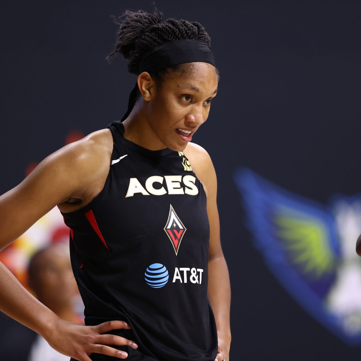 Lindsay Allen Stats, Height, Weight, Position, Draft Status and More | WNBA