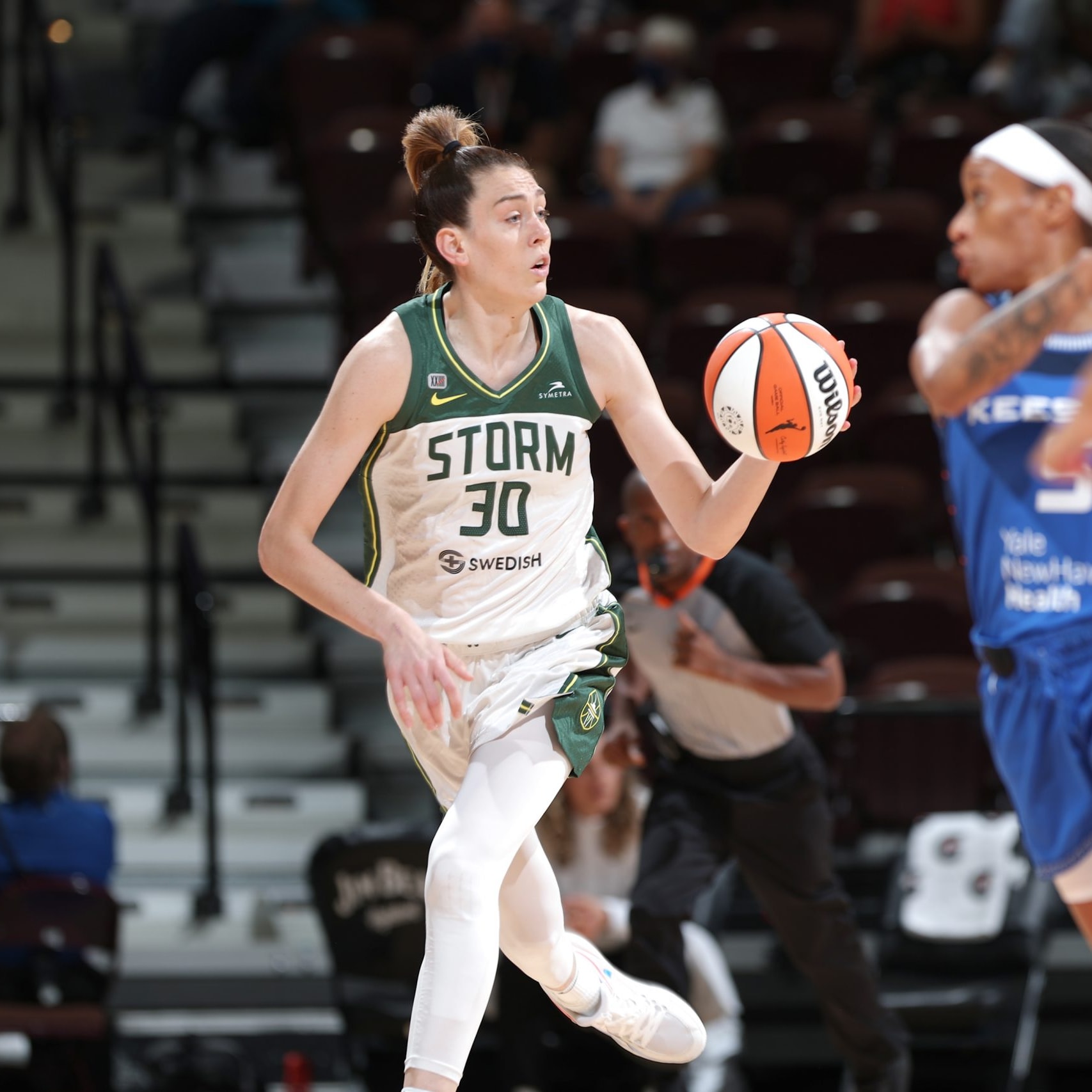 Kaila Charles Stats, Height, Weight, Position, Draft Status and More | WNBA