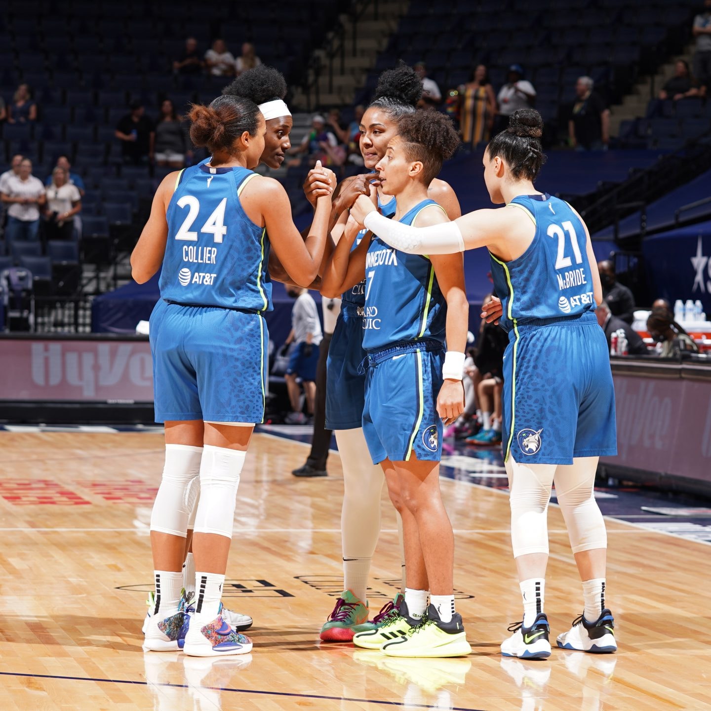 Liz Cambage Stats, Height, Weight, Position, Draft Status and More | WNBA