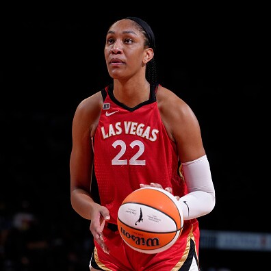Kiah Stokes Stats, Height, Weight, Position, Draft Status and More | WNBA