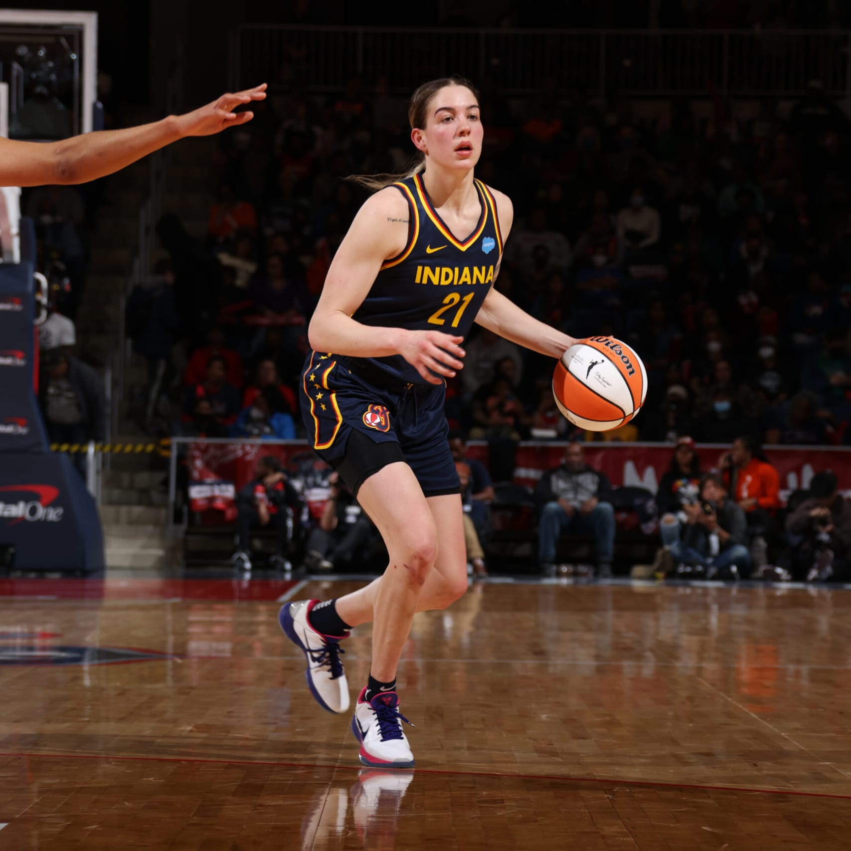 Emily Engstler Stats, Height, Weight, Position, Draft Status and More ...