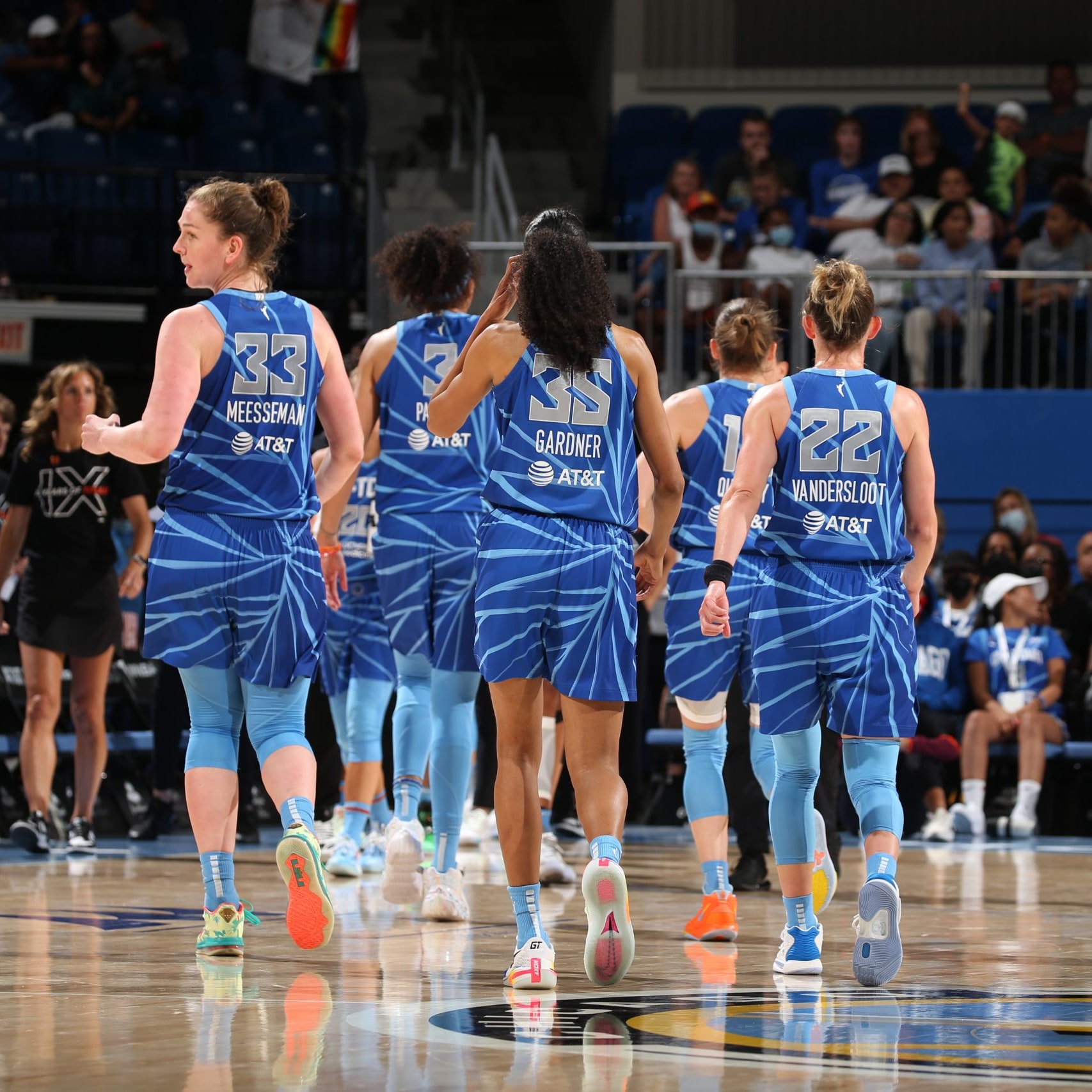 Monique Billings Stats, Height, Weight, Position, Draft Status and More ...