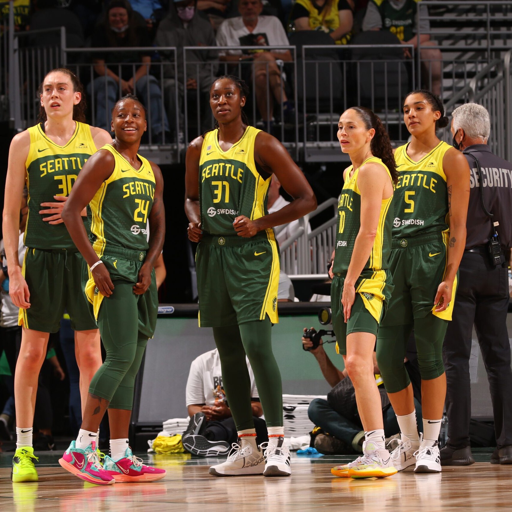 Gabby Williams Stats, Height, Weight, Position, Draft Status and More ...