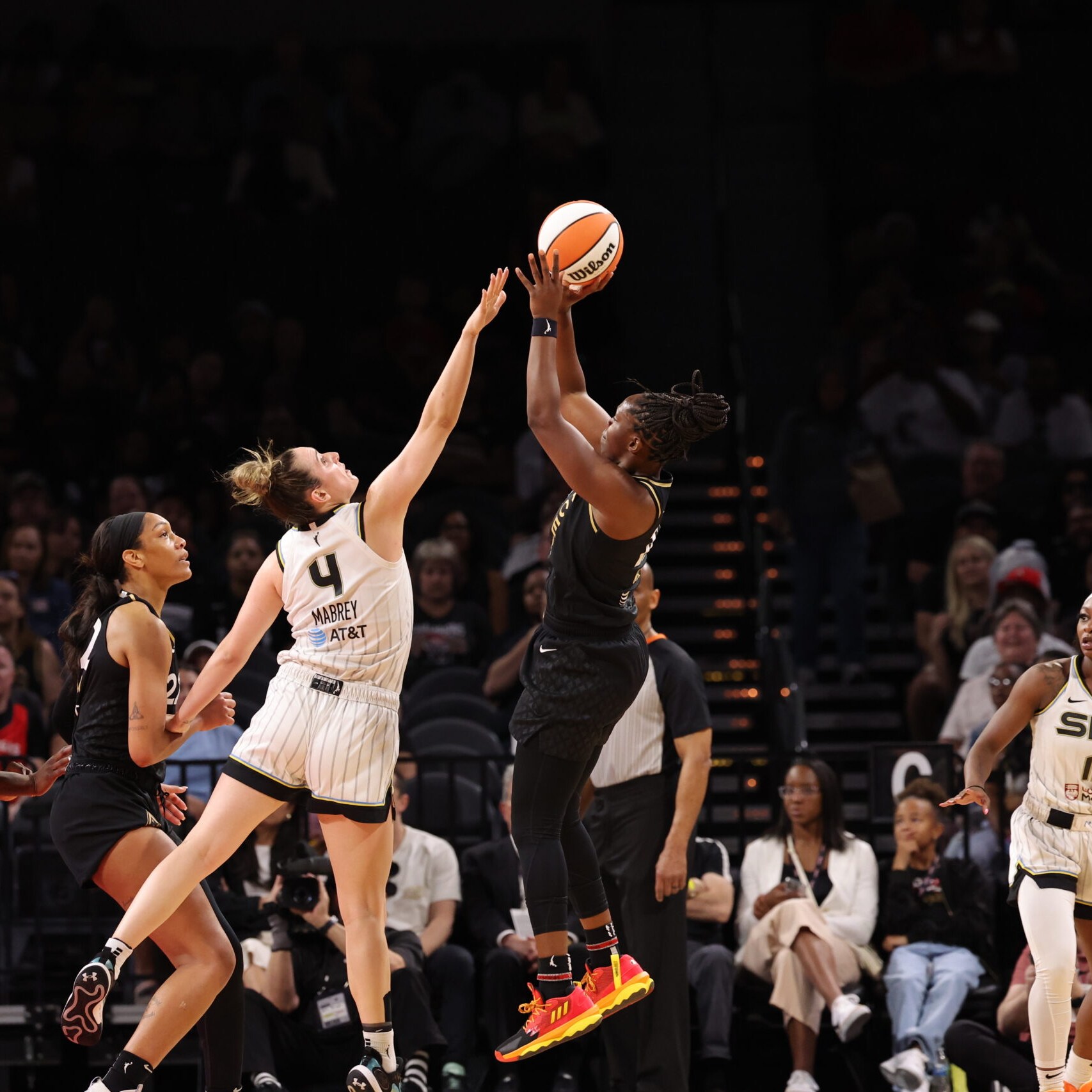 Kelsey Plum Stats, Height, Weight, Position, Draft Status and More | WNBA