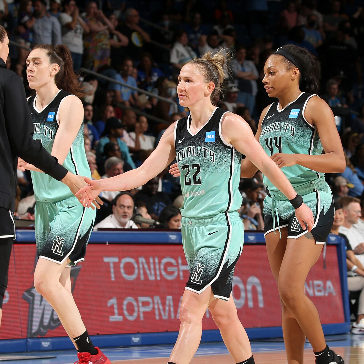 Courtney Vandersloot Stats, Height, Weight, Position, Draft Status and ...