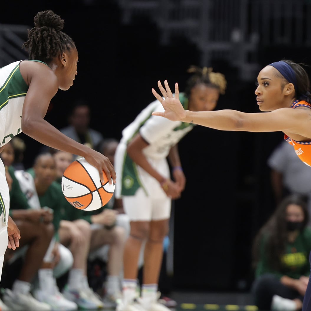 Natisha Hiedeman Stats, Height, Weight, Position, Draft Status and More ...