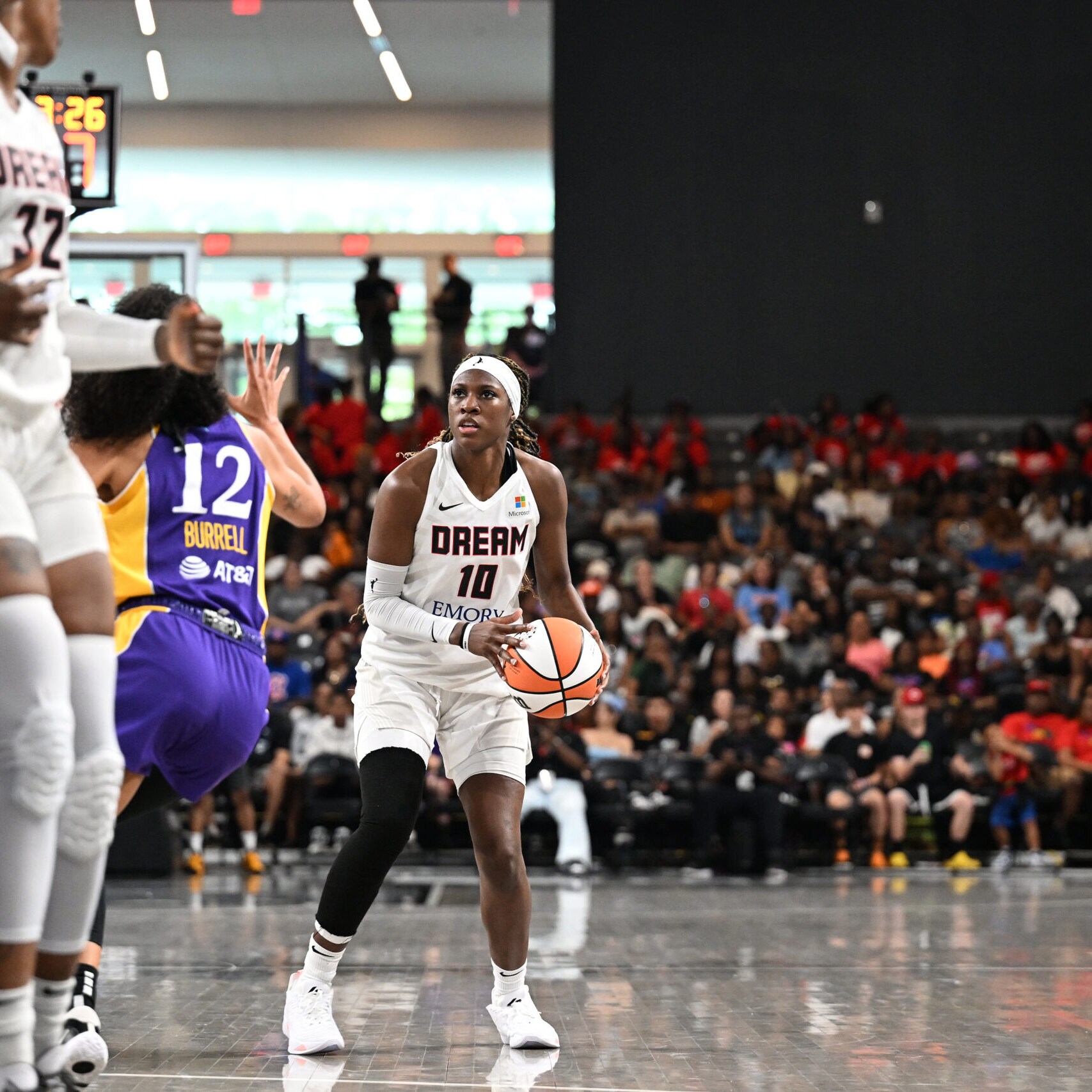 Dearica Hamby Stats, Height, Weight, Position, Draft Status and More | WNBA