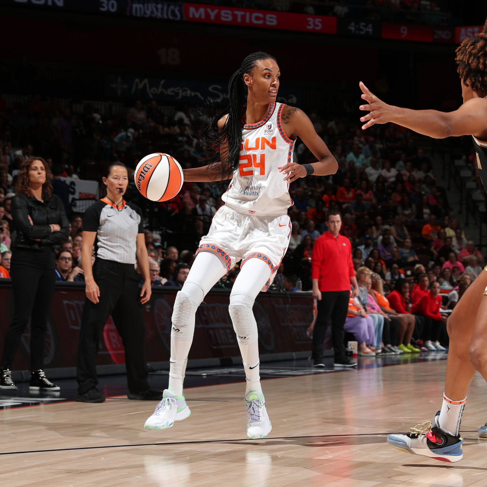 Natisha Hiedeman Stats, Height, Weight, Position, Draft Status and More ...