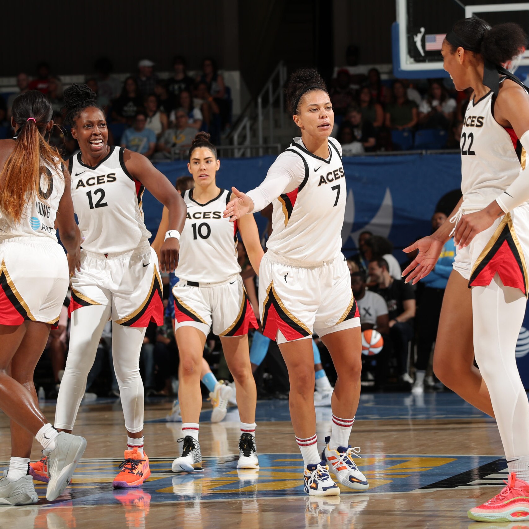 Kelsey Plum Stats, Height, Weight, Position, Draft Status and More | WNBA