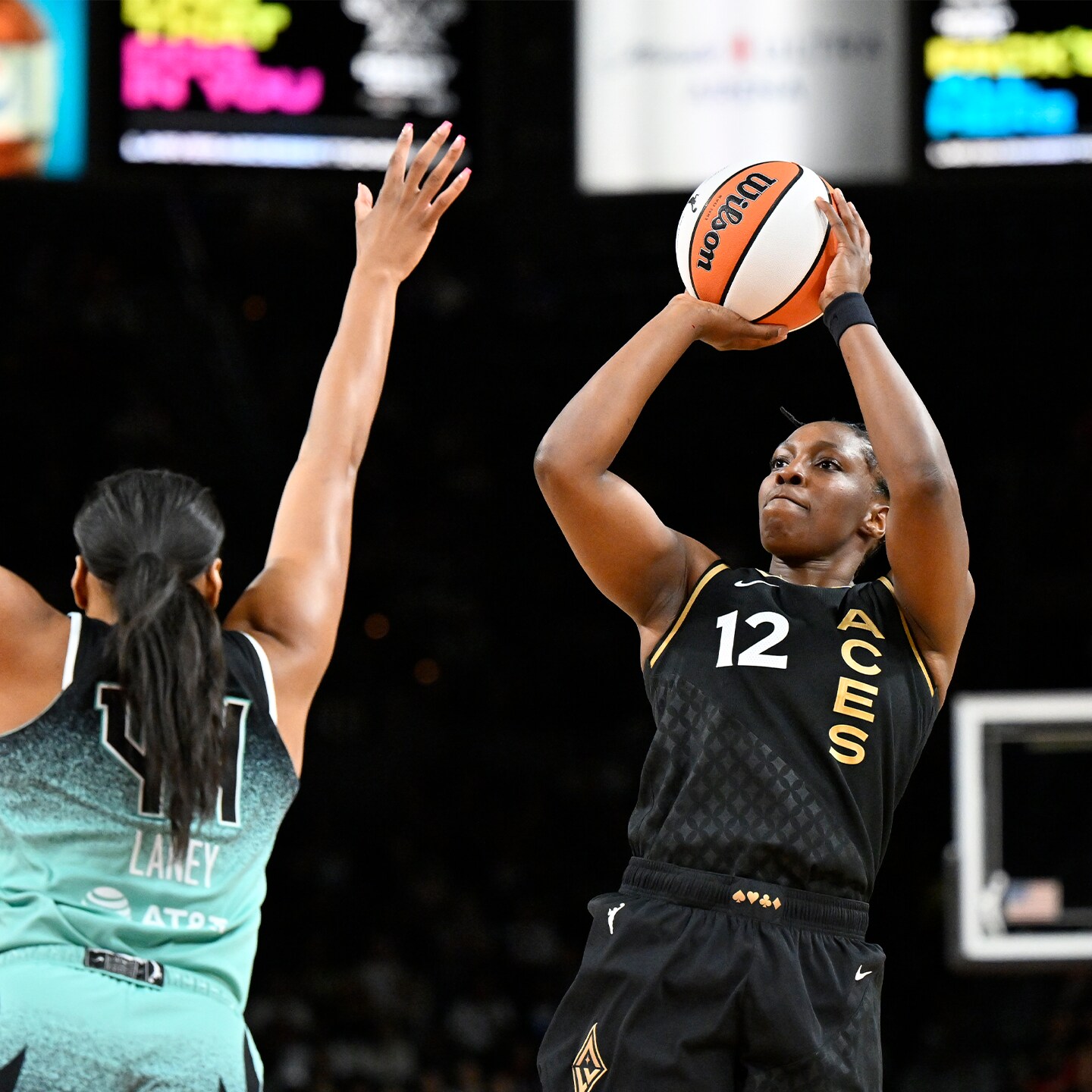 Kelsey Plum Stats, Height, Weight, Position, Draft Status and More | WNBA