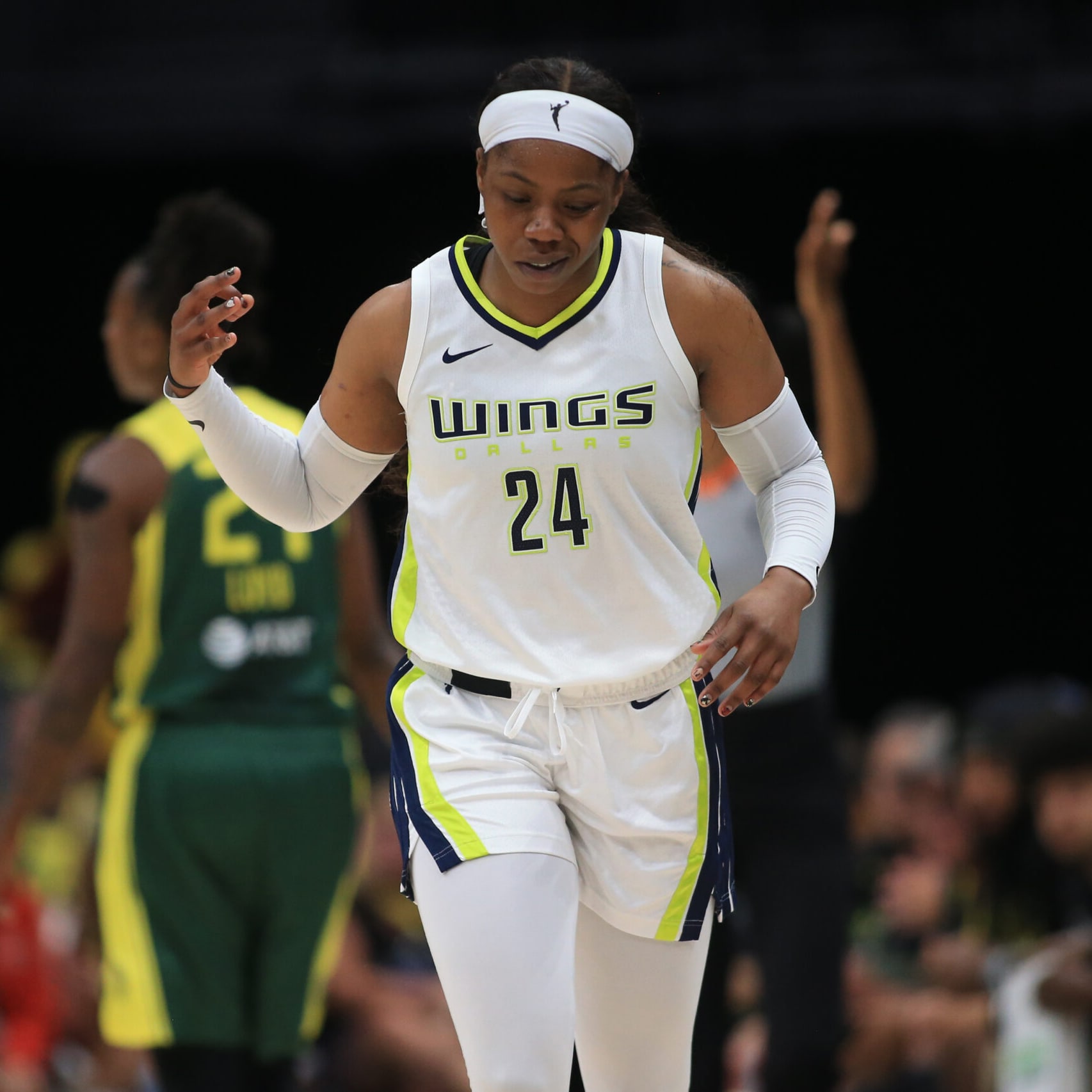 Teaira McCowan Stats, Height, Weight, Position, Draft Status and More ...