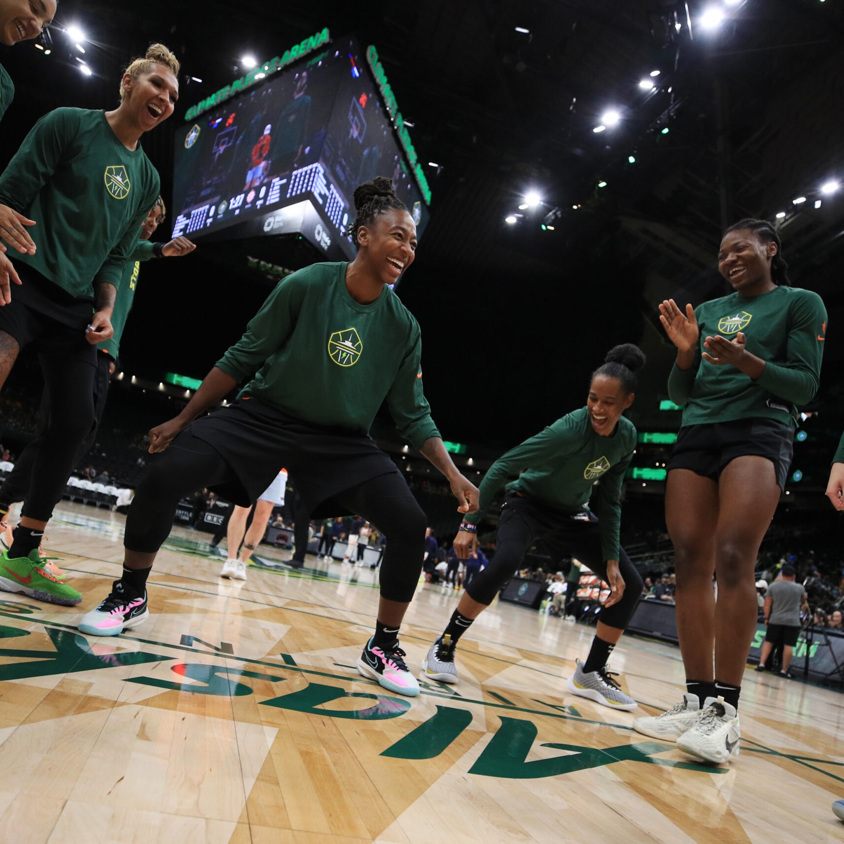 Dorka Juhász Stats, Height, Weight, Position, Draft Status and More | WNBA