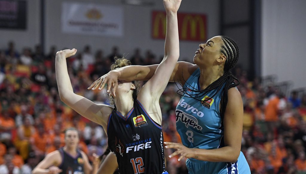 Liz Cambage/WNBL Championship Photo Gallery