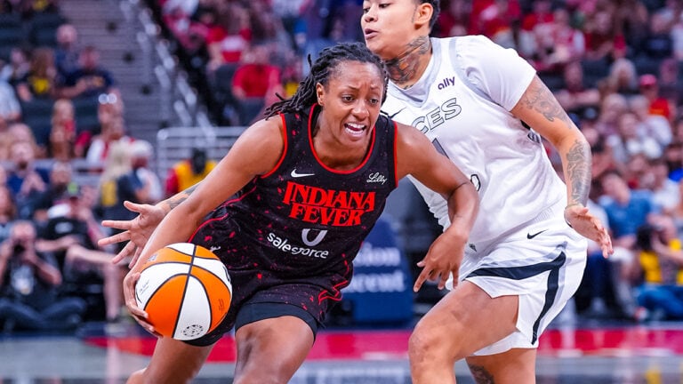 Mitchell, Howard Spearhead Effort Over Aces