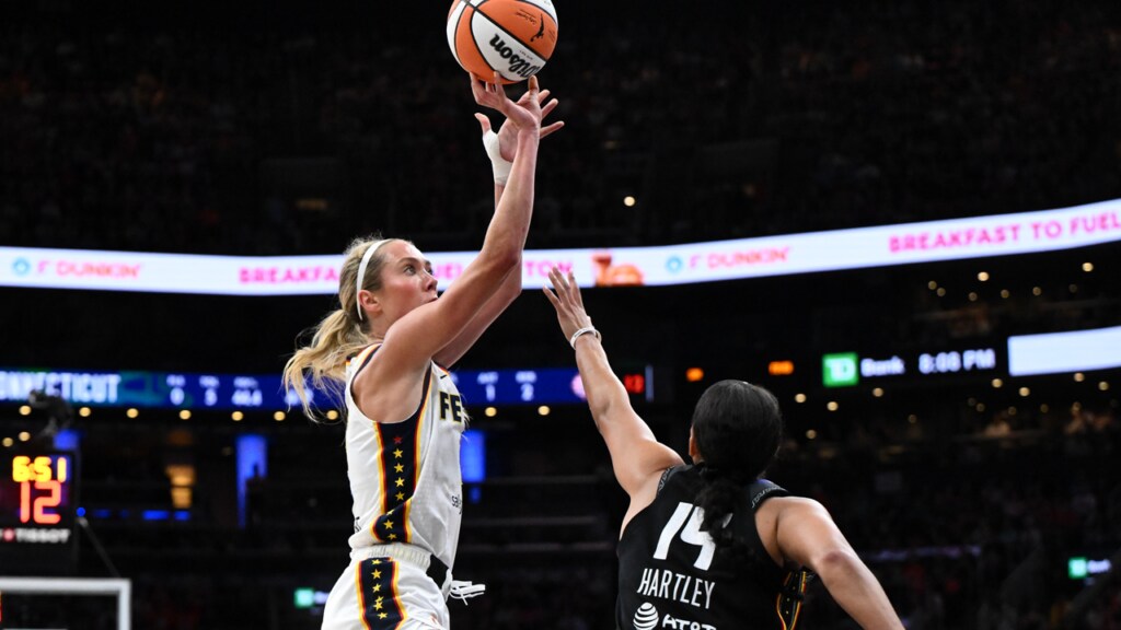 GAME RECAP: Indiana Fever Secure Hard-Fought Win Over Connecticut Sun