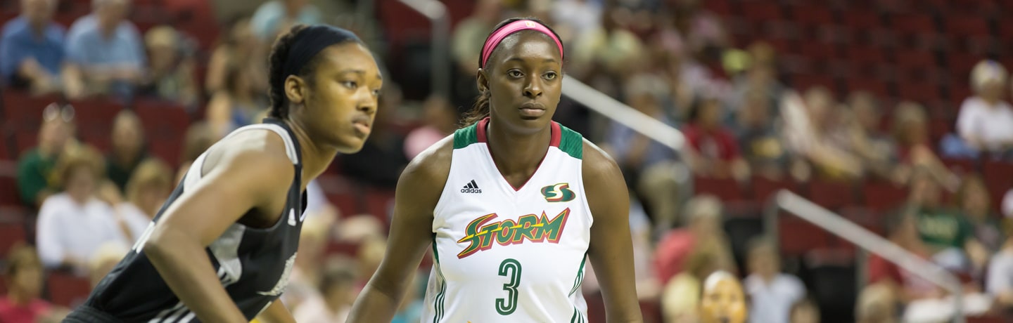 Seattle Waives Center Waltiea Rolle