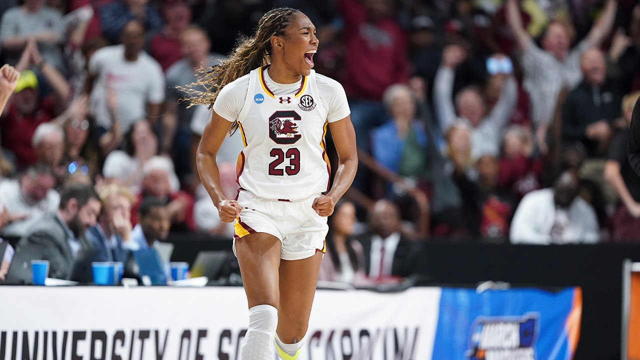 Golden State Valkyries Sign Guard Bree Hall
