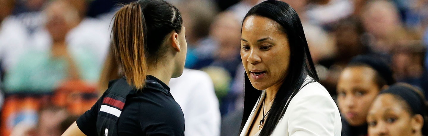 Basketball Community Congratulates Dawn Staley - WNBA