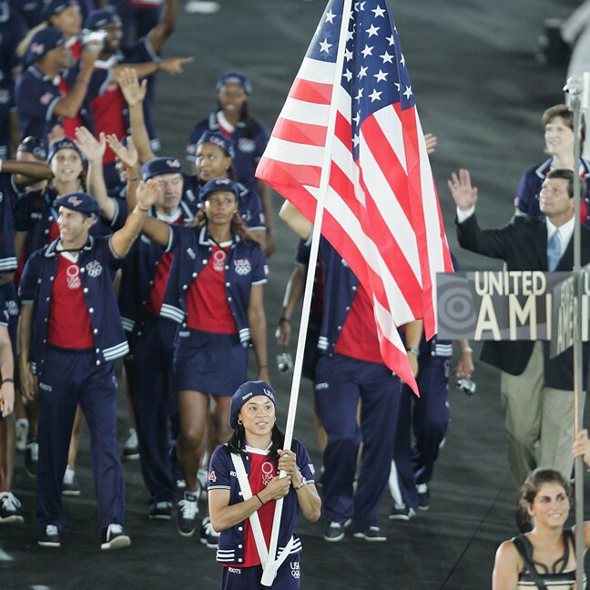Olympic History: Dawn Staley Carries American Flag At Athens Opening ...
