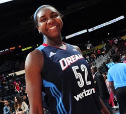 Elizabeth Williams Caps Off Exciting 2016 With Jersey Retirement at ...