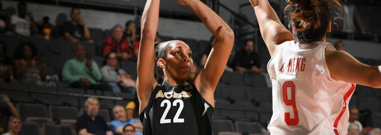 A'ja Wilson Scores 20 Points in Preseason Debut With Aces - WNBA