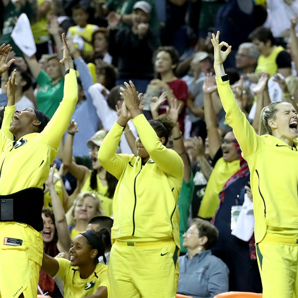 Best Photos From #WNBAFinals Game 1 - WNBA