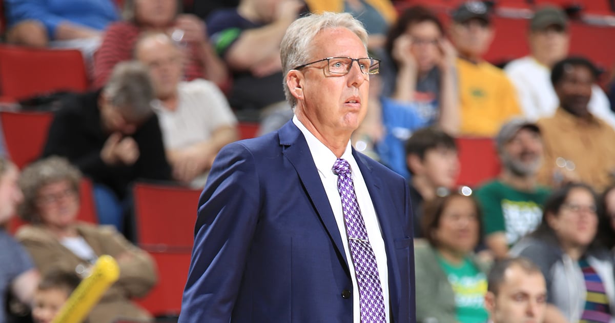Brian Agler Resigns as Head Coach of Los Angeles Sparks - WNBA