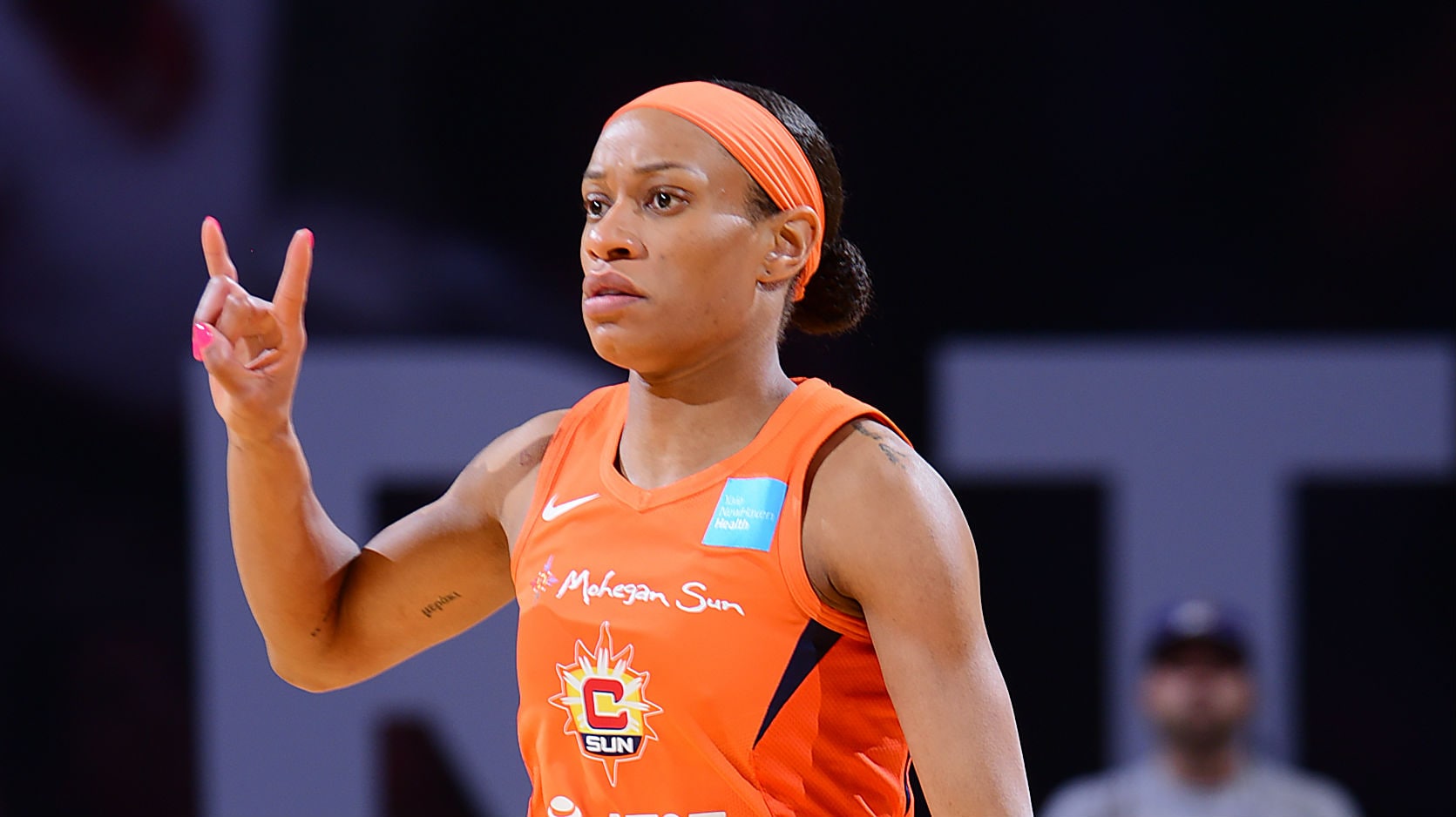 Thomas scores 18 points, Sun defeat Mercury 78-71