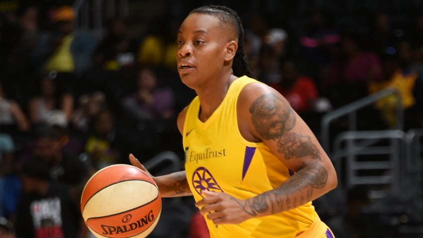 Williams Heats Up From Deep As Sparks Beat Lynx 77-68
