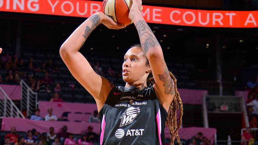 Connecticut's Williams, Phoenix's Griner Win Players of the Week - WNBA