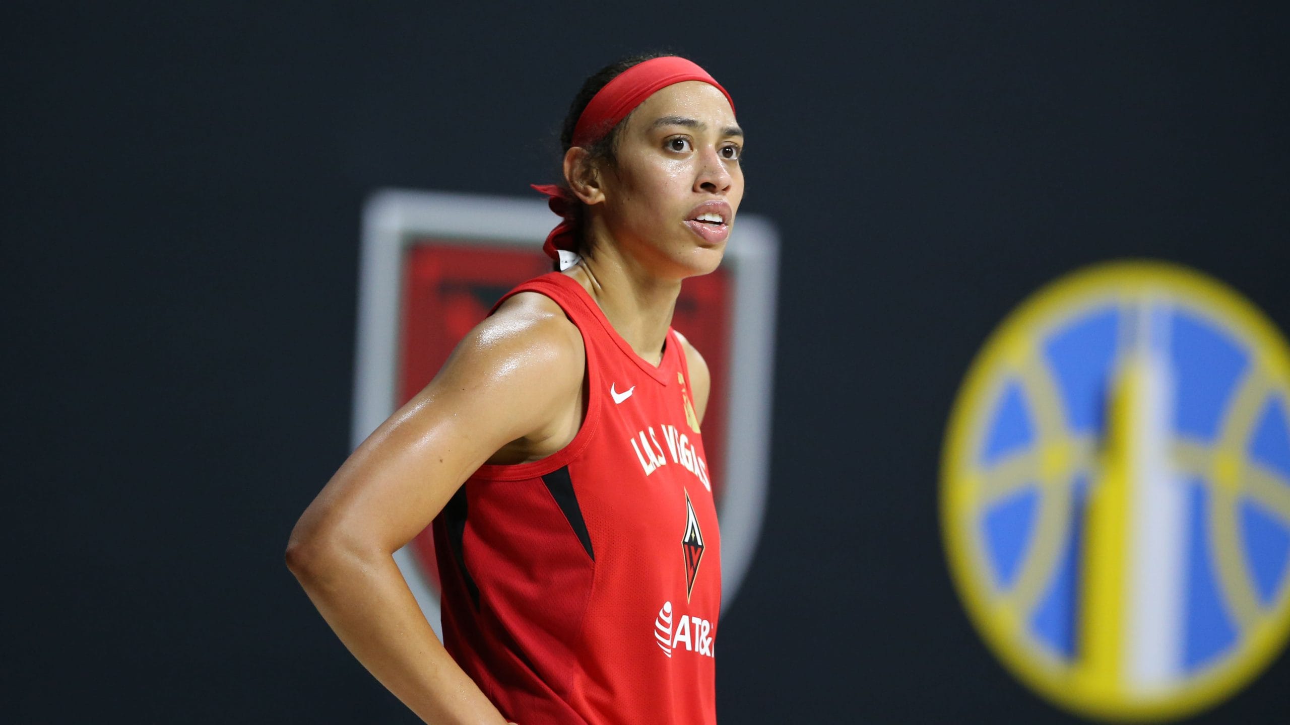 Las Vegas Signs Dearica Hamby To Contract Extension