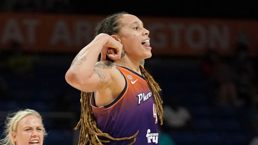 Griner, Nurse Help Mercury Beat Wings 89-85
