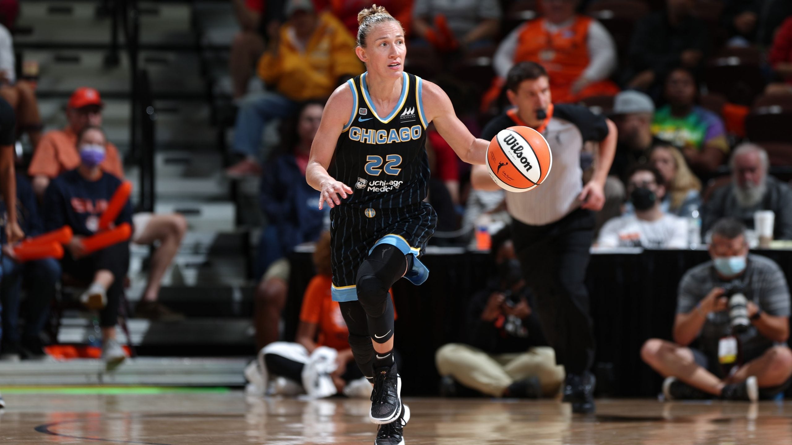 Vandersloot Leads Sky To 101-95 Double OT Win Over Sun