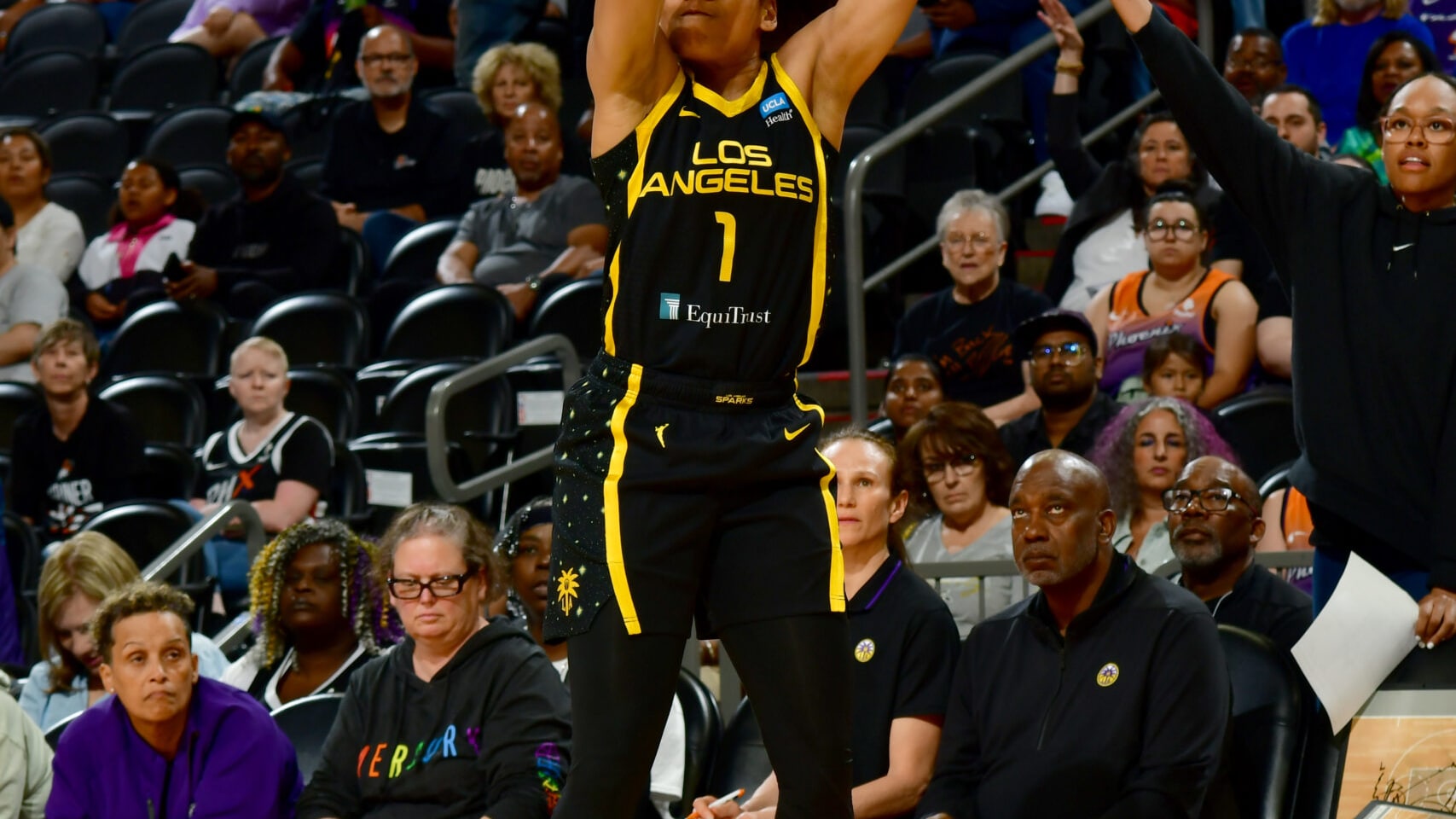 Zia Cooke Stats, Height, Weight, Position, Draft Status and More | WNBA