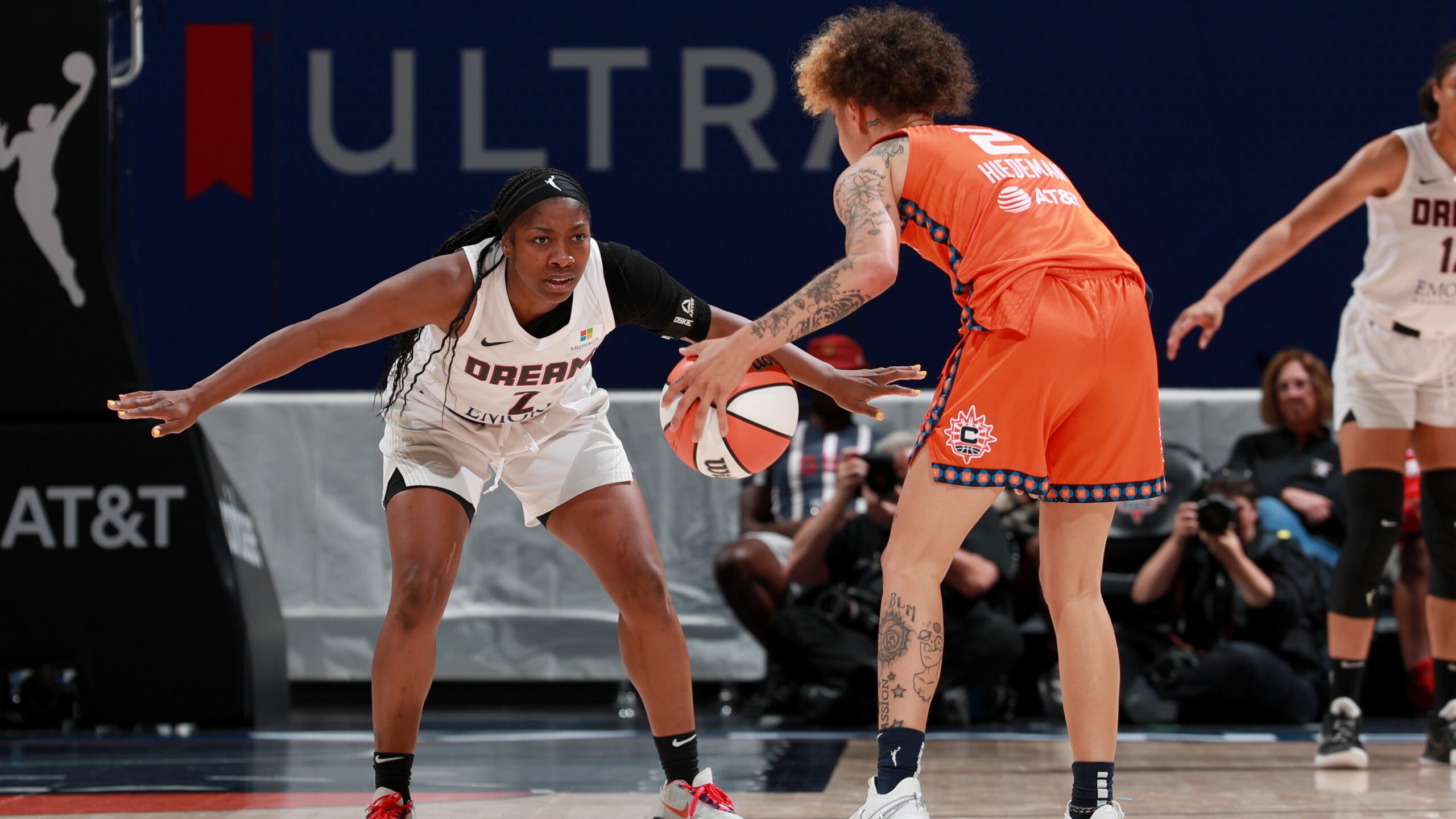 Natisha Hiedeman Stats, Height, Weight, Position, Draft Status and More ...