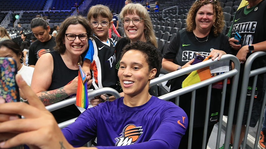 Phoenix Mercury’s Brittney Griner Receives WNBA Cares Community Assist ...