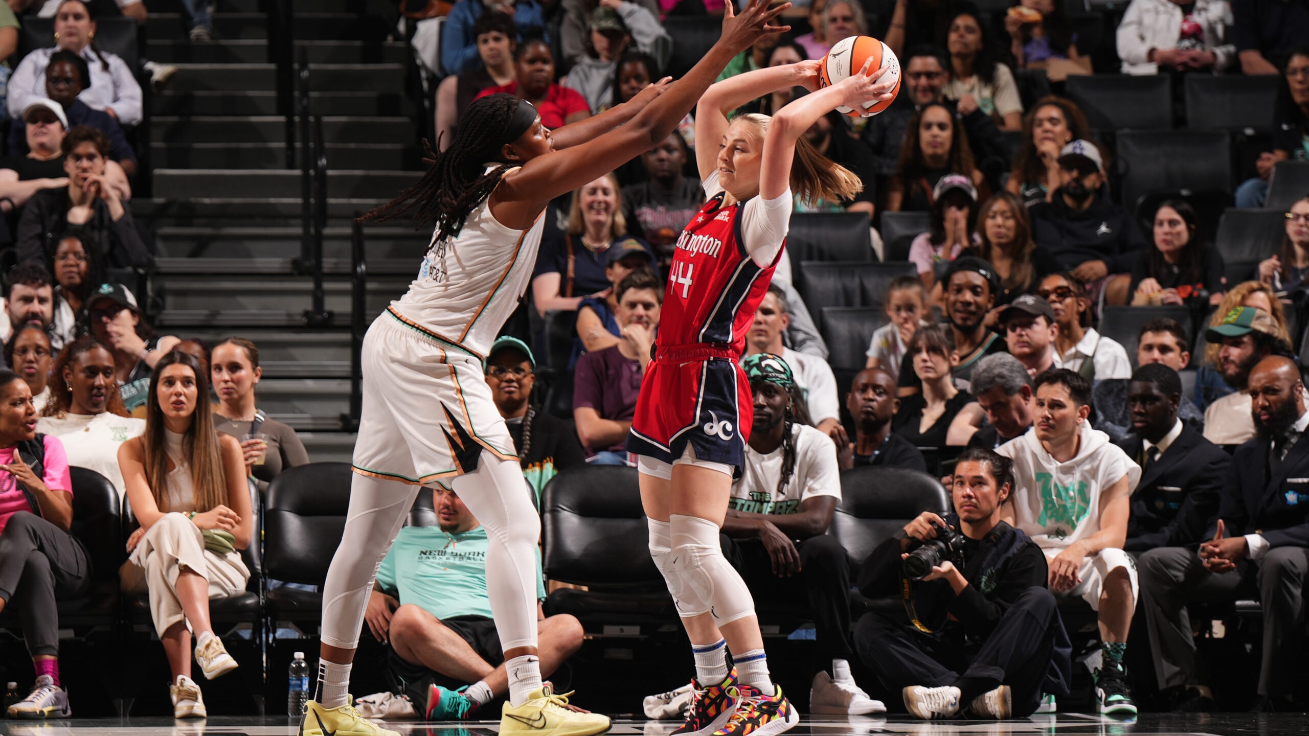 Shakira Austin Stats, Height, Weight, Position, Draft Status and More ...