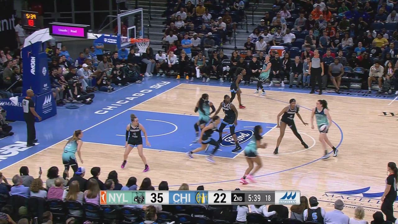 Betnijah Laney-Hamilton Stats, Height, Weight, Position, Draft Status ...