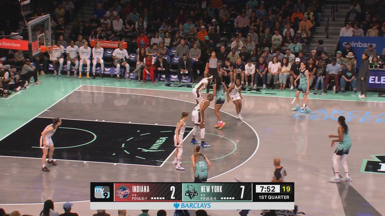 Betnijah Laney-Hamilton Stats, Height, Weight, Position, Draft Status ...