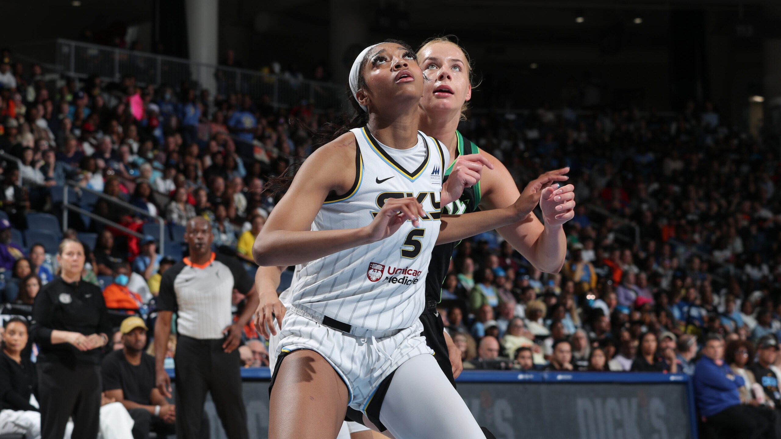 Kamilla Cardoso Stats, Height, Weight, Position, Draft Status and More ...