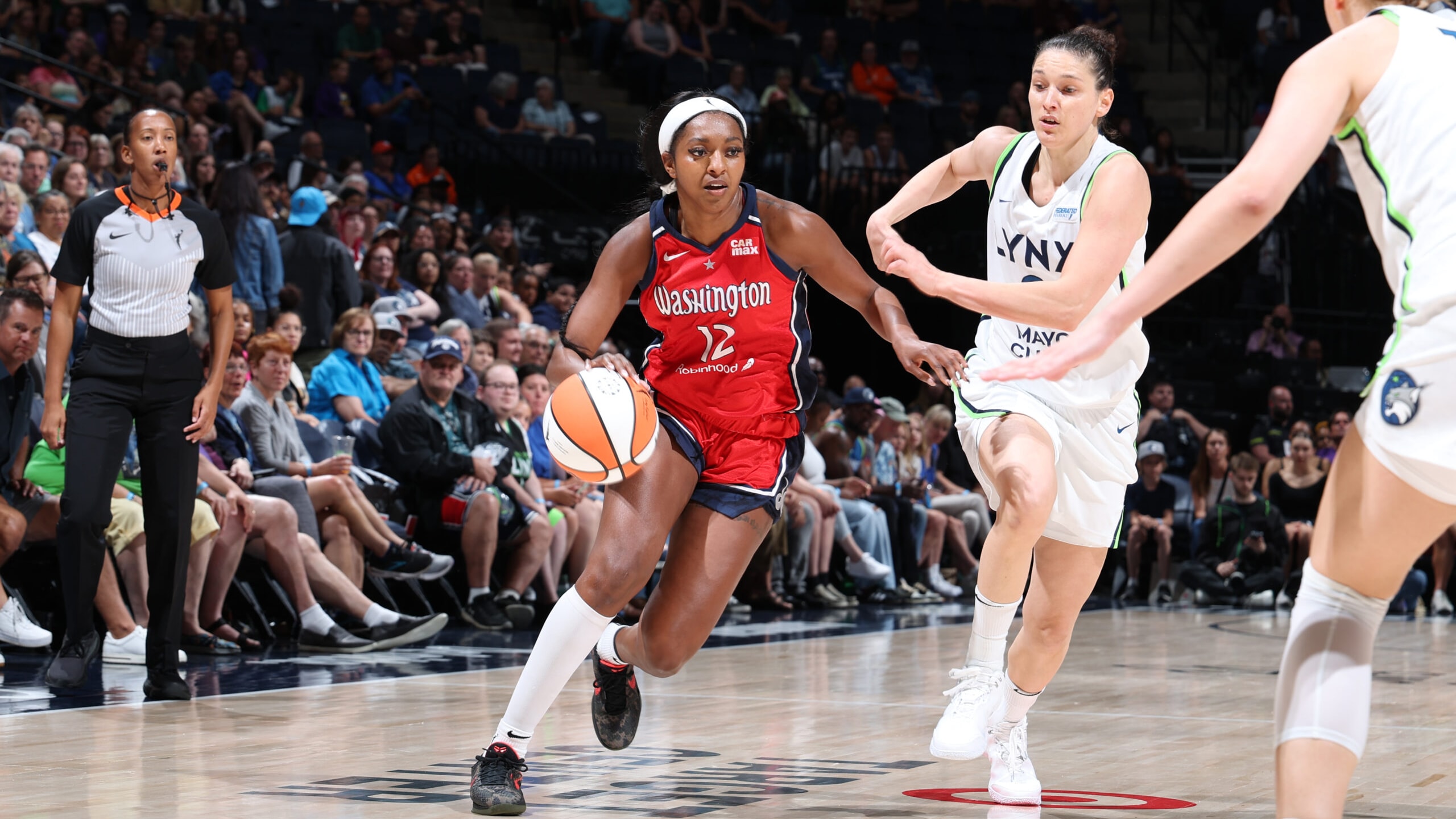 Stefanie Dolson Stats, Height, Weight, Position, Draft Status and More ...