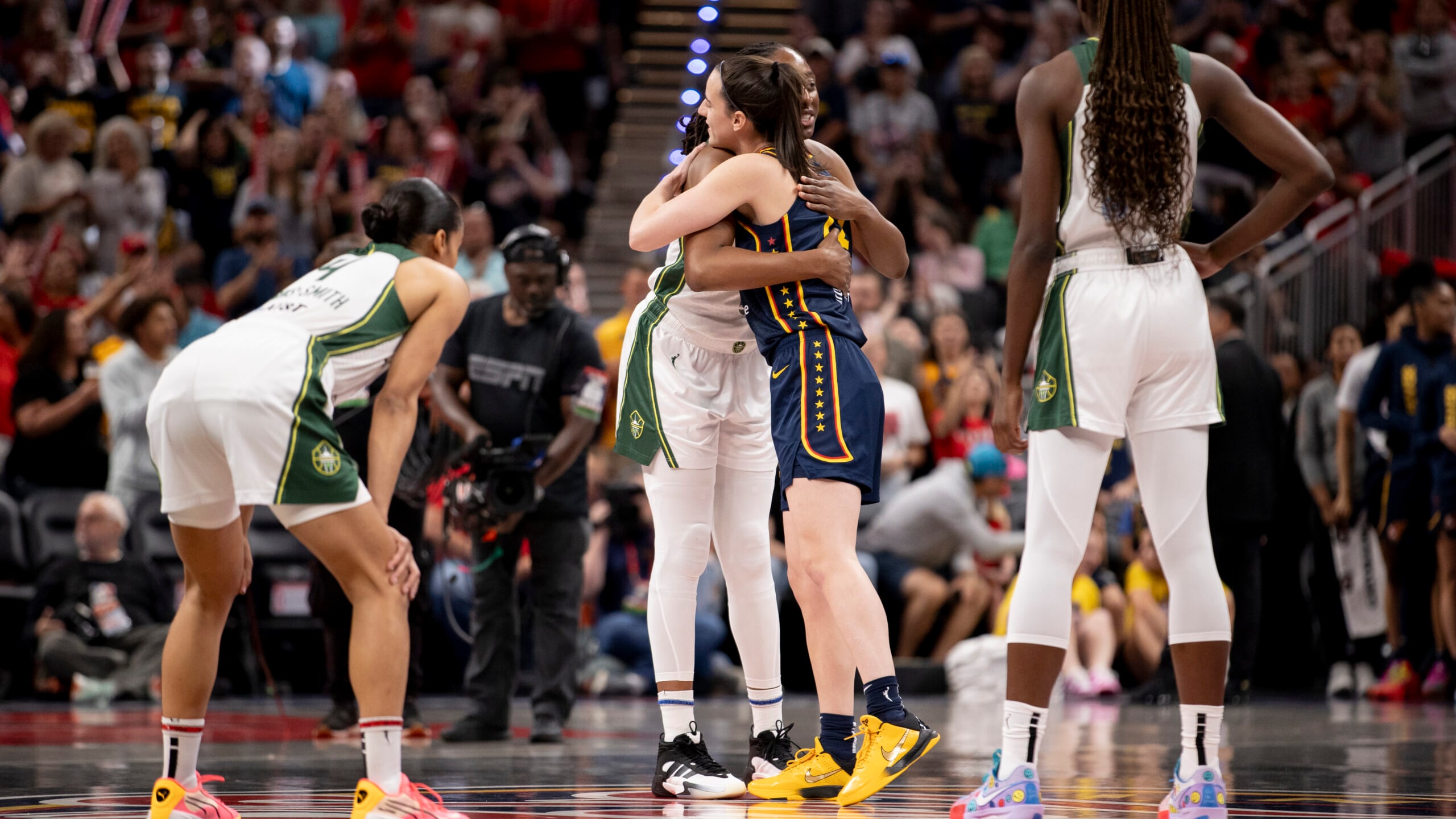 Ezi Magbegor Stats, Height, Weight, Position, Draft Status and More | WNBA