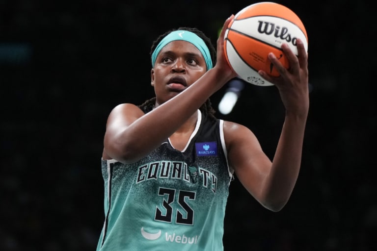 2024 WNBA Finals presented by YouTubeTV: Phee and Stewie Set to Battle ...